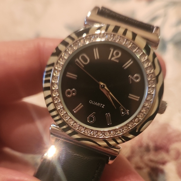 Accessories | New Black And Silver Quartz Watch With Zebra Pattern ...